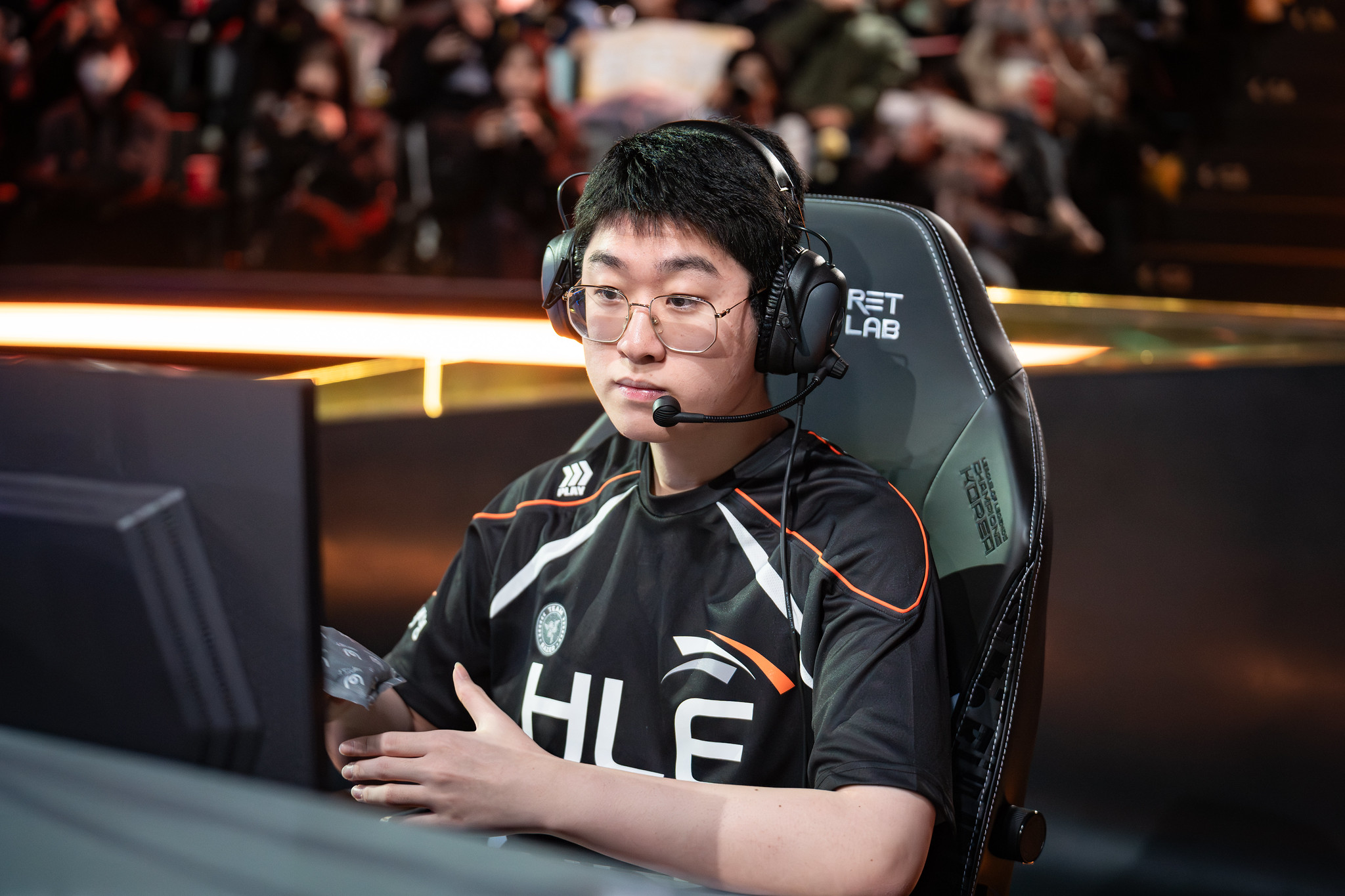 Timeline Drama Kontrak Zeus dan T1 Terungkap, T1 Nilai Zeus Terlalu ...