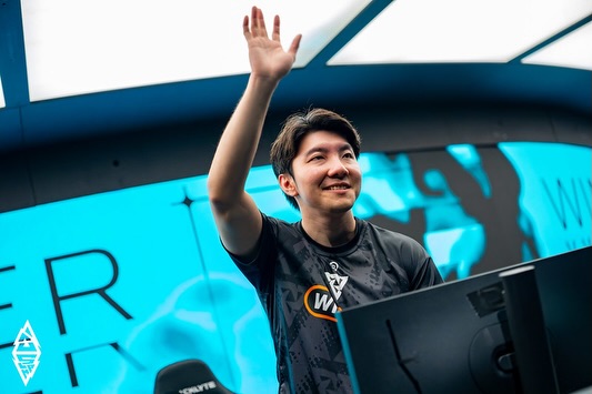 Jejak Emas Whitemon, Pionir Indonesia di Kasta Tertinggi Dota 2 | HASAGI
